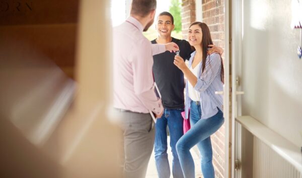 Short-term rental in Dubai: DTCM license & regulations